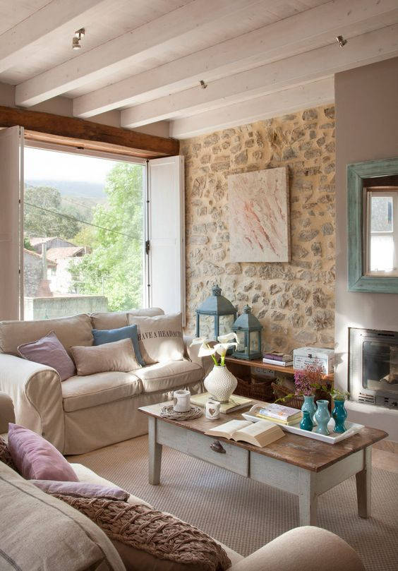 Idee per arredare il salotto in stile country